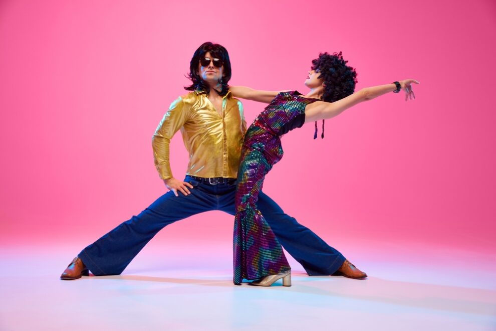 Groovy Baby! 15 Tips to Throw the Most Far-Out 60s-Themed Party ...