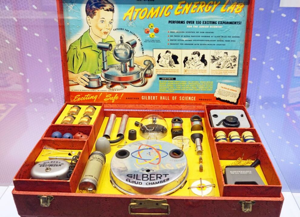 Vintage Playthings: The Toys That Defined a Generation ...