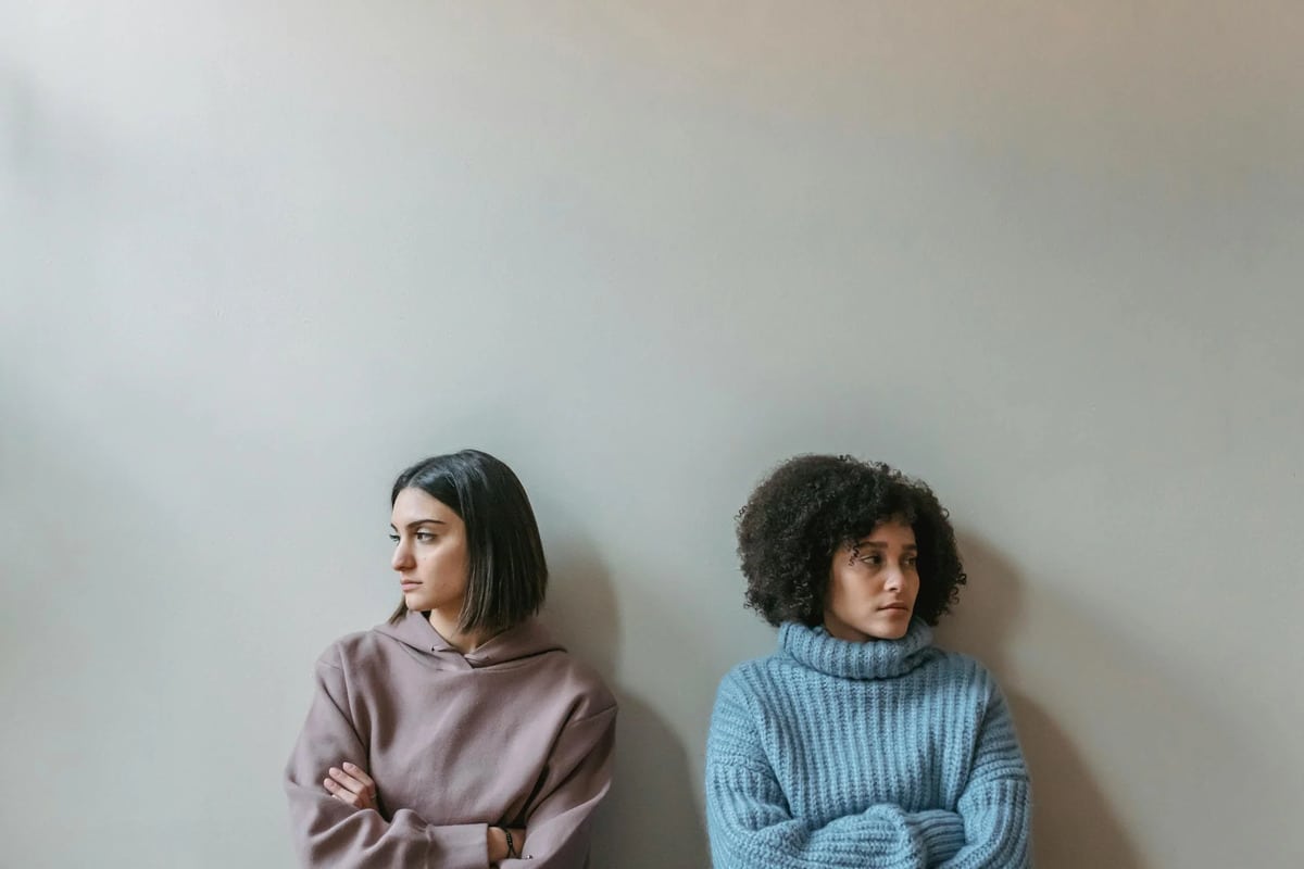 Giving off Vibes: 16 Unintentional Behaviors That Exude Negative Energy ...