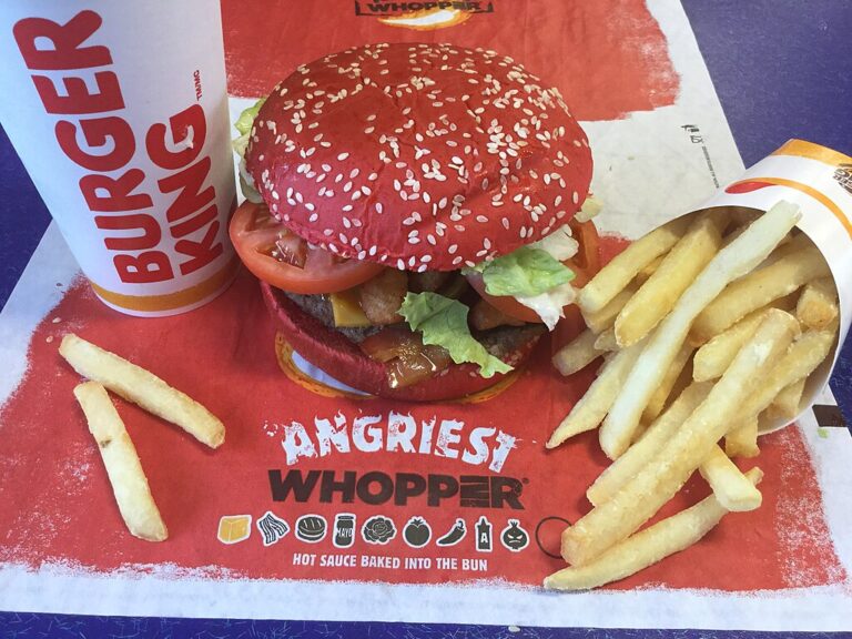 King of Burgers: What Made the Whopper a Fast Food Legend ...