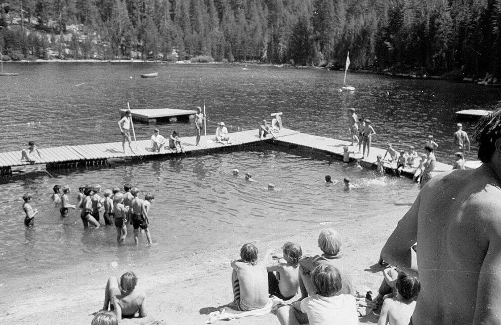 Campfire Memories: 25 Nostalgic Summer Scenes from Vintage America ...