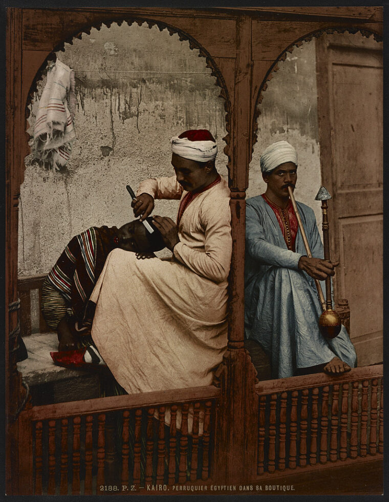 28 Vintage Photos That Capture America’s Barbershops, Beauty Parlors ...