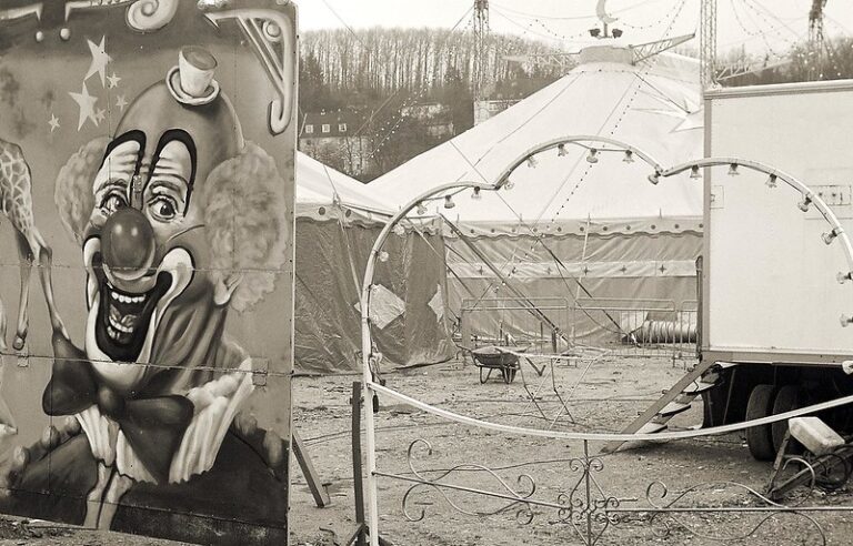 25 Rare Photos of Circus Life and Unusual Acts from the Golden Age of ...