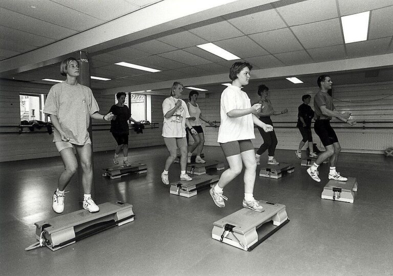 Feel the Burn, Baby: 25 Flashback Frames from the ’80s Aerobics Fitness ...